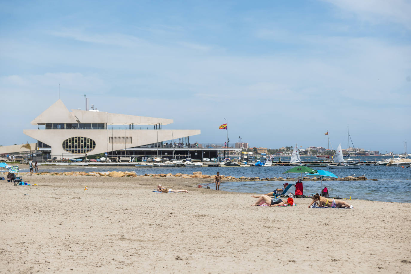 Fotos: Ambiente en las playas de Santiago de la Ribera en el primer fin ...