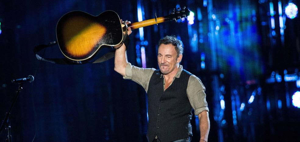 Bruce Springsteen Announces European Tour Starting in Barcelona - Today ...