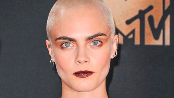 Mujeres con la cabeza rapada, ¿por qué ahora? | La Verdad