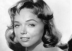 Yvette Vickers, actriz y conejita Playboy, aparece muerta en su casa ...