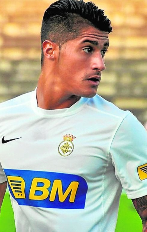 El centrocampista Hugo Rodríguez cambia Irún por Lorca | La Verdad